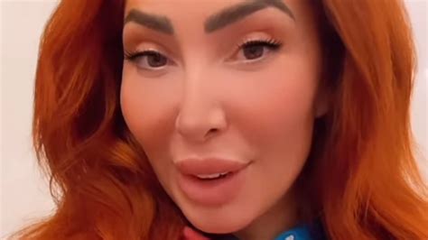 Teen Mom Farrah Abraham Looks Unrecognizable With Dyed Red Hair And