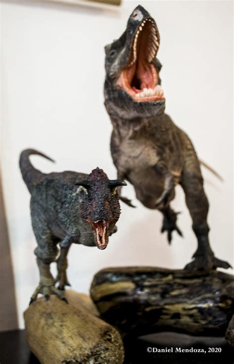 Daniel Isaac Carnotaurus Sastrei Sculpture