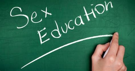 Sex Education Penting Gak Sih