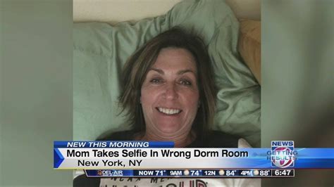 Mother Sends A Selfie From Her Daughters Dorm Room And Soon Regrets