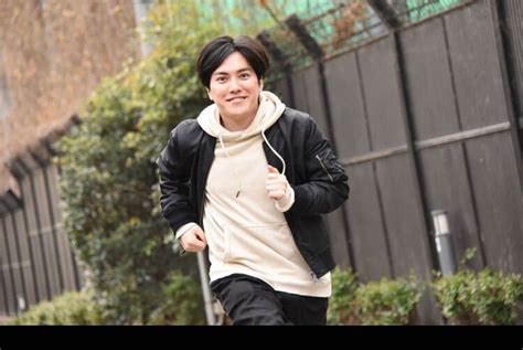 溜口佑太朗さんのインスタグラム写真 溜口佑太朗instagram 「コラムがお笑いナタリーさんの方で更新されました。 今月はダイエットに