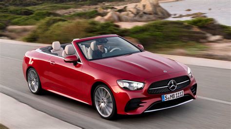 Mercedes Dévoile La Classe E Coupé Et Cabriolet Restylée