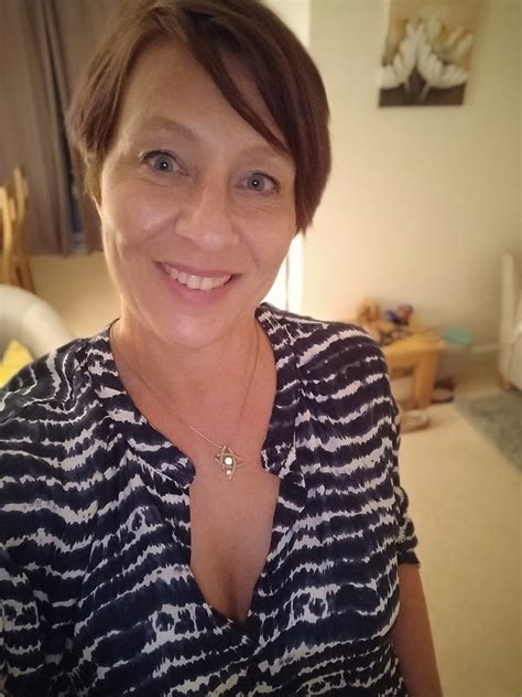 Pretty Milfd 52 From Dartford In Kent – Sex Contacts And Adult Dating