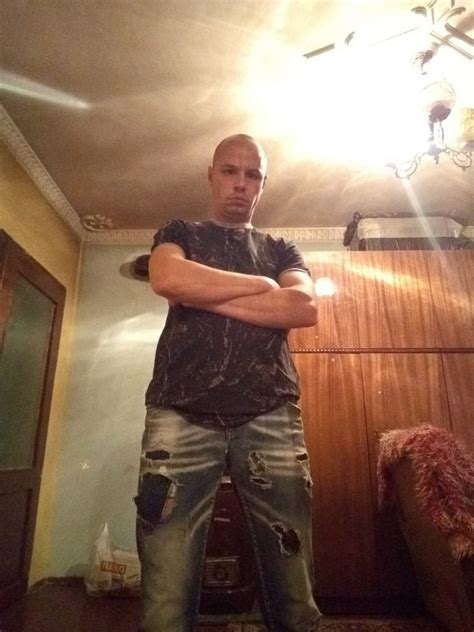 Ултрас от Левски изтезава кучета и котки от години