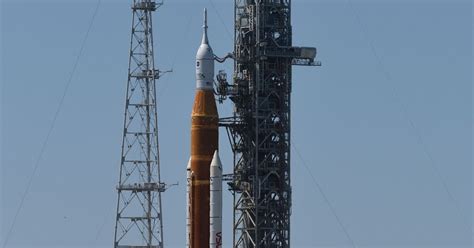 After Failed Tests Nasas Moon Rocket Heads Back To Workshop