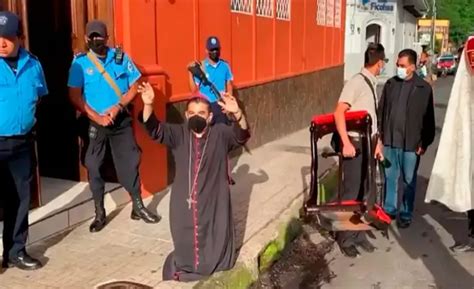 Perseguição Na América Latina Governo Da Nicarágua Envia Policiais