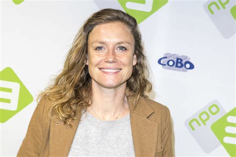 Dertig Feitjes Over Sophie Hilbrand