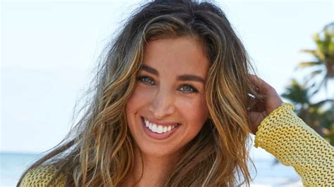 Katie Austin Si Swimsuit Model Page Swimsuit