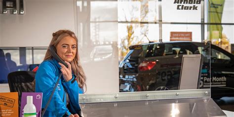 Customer Service Executive In Altrincham Wa15 Wa15 8ex Arnold Clark