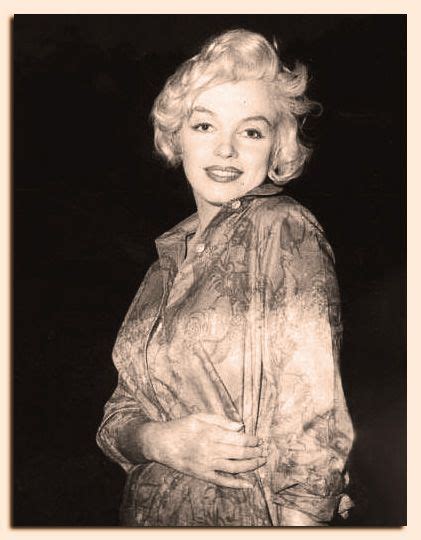 Rare A Pregnant Marilyn Taken During Fliming Some Like It Hot