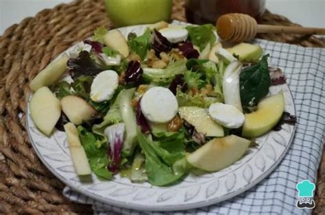 Ensalada De Manzana Y Queso Receta FÁcil