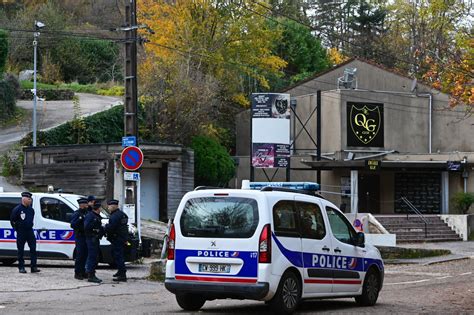 Besançon Agressé à La Sortie Dune Discothèque Le Militaire Est