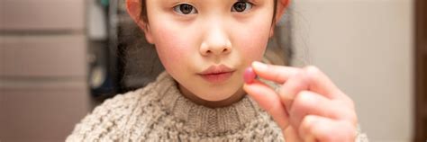 給食で相次ぐ「子どもの窒息事故」はなぜ起きる？歯科医師が教える「身近な食べ物」を使った「お口のトレーニング」（宮本 日出） マネー現代 講談社
