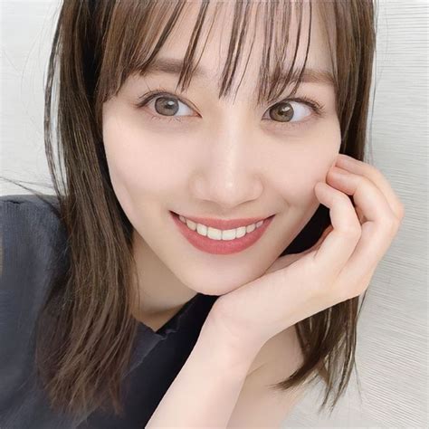 ボード「保存したピン」のピン【2024】 顔 山下美月 写真