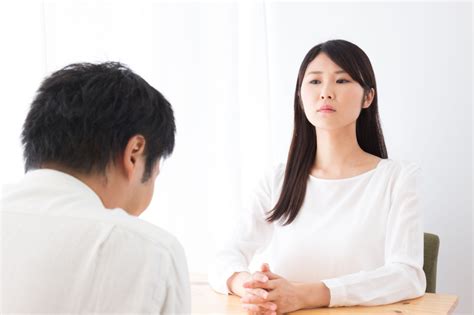 浮気する人にありがちな特徴7選