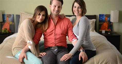 5 Things To Consider Before Beginning A Polyamorous Relationship