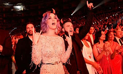 katy perry is an illuminati wolf in mk ultra beta sex