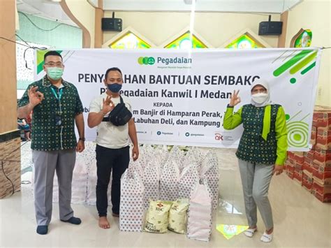 Pegadaian Beri Sembako Obat Untuk Korban Banjir Di Medan And Banten