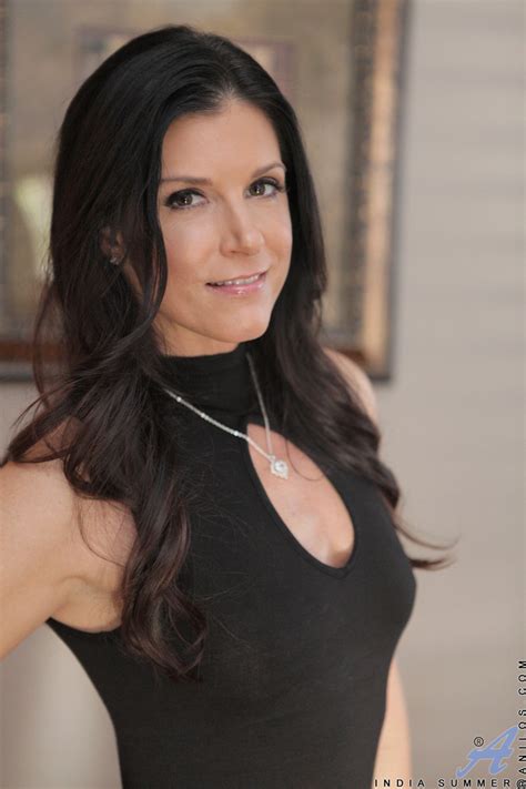 Stunning Anilos Milf India Summer Deep Throats A Huge Dick Porn