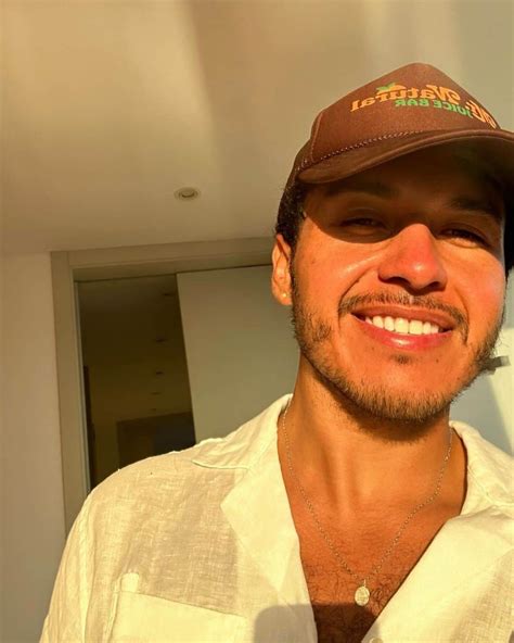 Bryant Eslavaさんのインスタグラム写真 Bryant Eslavainstagram 「31 」9月12日 3時57分