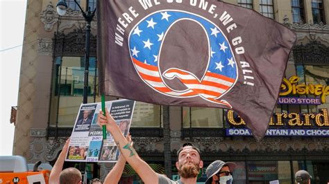 Qanon Conspiracy Theorist Believes That If Everyone Catches Omicron