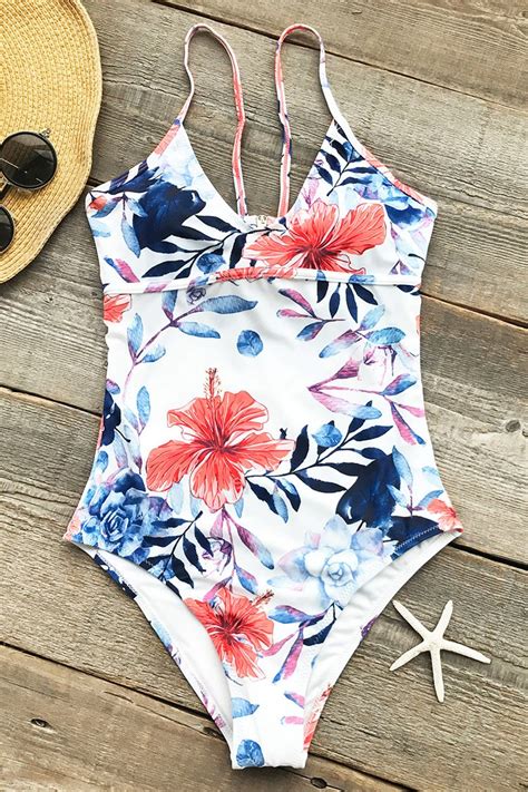 Delicate Flowers Print One Piece Swimsuit