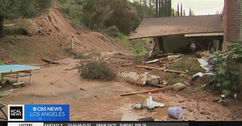 Several Homes Affected By Mudslide In La Cañada Flintridge Neighborhood