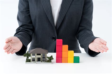 フラット35とは？基礎知識から利用のポイントまでわかりやすく解説 住宅ローン【フラット35】ならファミリーライフサービス