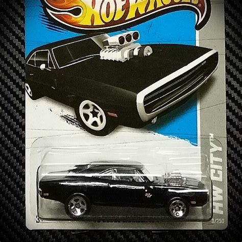 Hot Wheels 1970 Dodge Charger R T Dominic Toretto Street Power Muscle