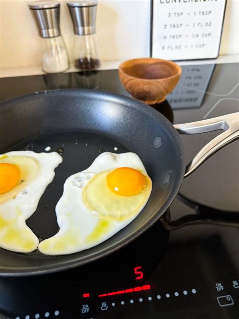 How To Make Over Easy Eggs Tastefully Grace