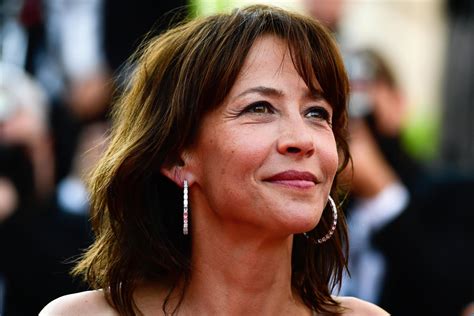 Sophie Marceau 55 Ans Na Pas Honte De Ses Cheveux Blancs Elle A