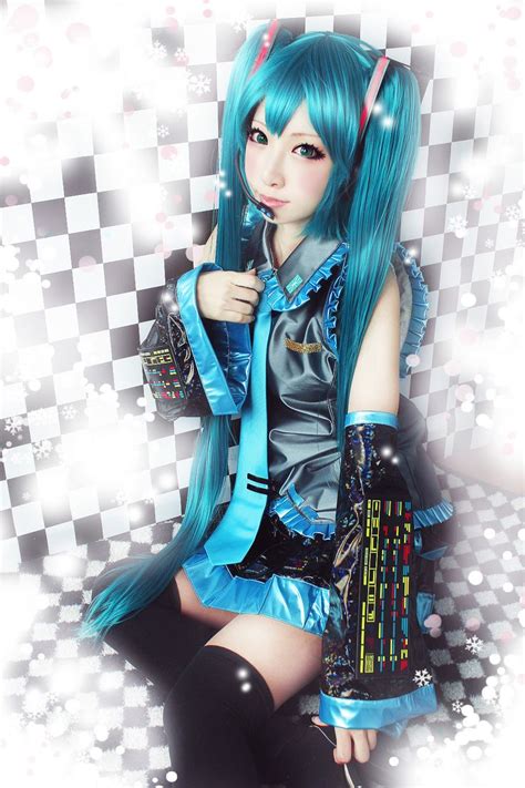 Pin On Vocaloid Cosplay