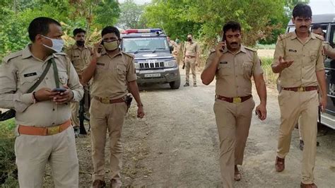 Man Beheads Daughter In Ups Hardoi Walks To Police Station With