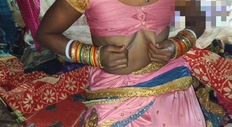 Indian Bride Apne Husband Se Pehla Baar Sari Me Suhaagrat Mana Ke Lund