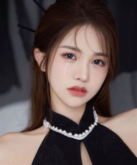 Girl House Chinese Actress Yuri Asian Beauty Asian Girl Blush
