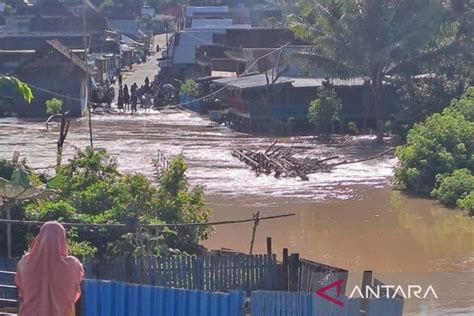 Banjir Bandang And Tanah Longsor Menerjang Sumbawa