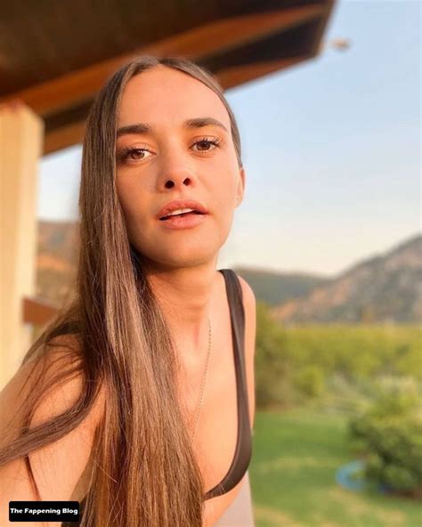 Hande Soral Sexy Collection 20 Photos Thefappening