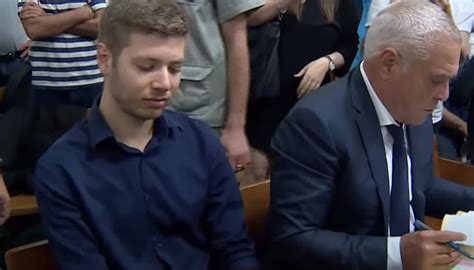 המופע של יאיר נתניהו בבית המשפט אקטואליק