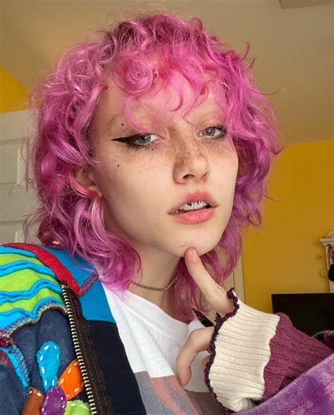 Chloe Moriondo Aesthetic Hair Hair Inspo Color Pink Hair