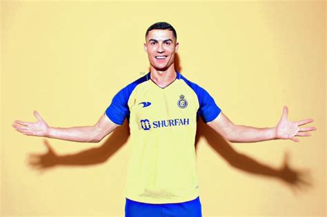 Cristiano Ronaldo Sengage Avec Le Club Saoudien Dal Nassr Jusquen