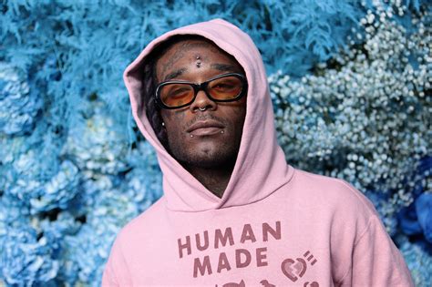 Lil Uzi Verts 24m Diamond Ripped Out Of His Head At Rolling Loud