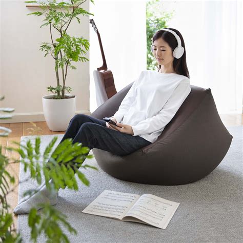 背の低い家具がもたらす良いこと ｜ 無印良品