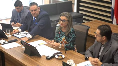 Dictaminan Proyecto Que Limita Reelección En Magistrados De Poder