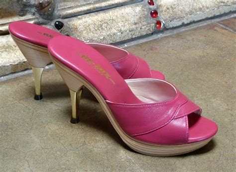 Hollywood Stilettos Slide