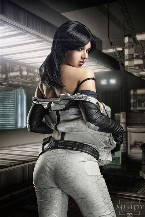 Pin On Video Game Cosplay Miranda Lawson Mass Effect