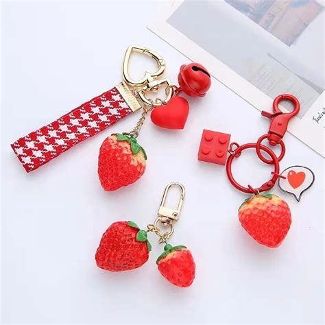 Cute Shop Official Instagram On Pinno جاکلیدی و آویز کیف طرح توت فرنگی