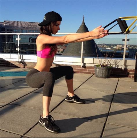 Bumbum Gigante Ou Rainhas Das Belfies Quem Leva A Melhor Fotos R7
