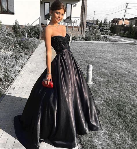 Beaded Bodice Sweetheart Satin Evening Dress Lace Corset Ball Gowns