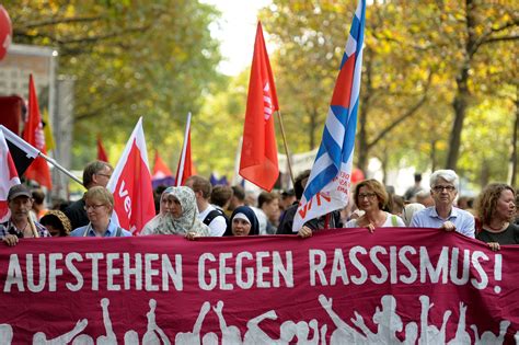 Friedliche Demo Gegen Rassismus B Z Die Stimme Berlins