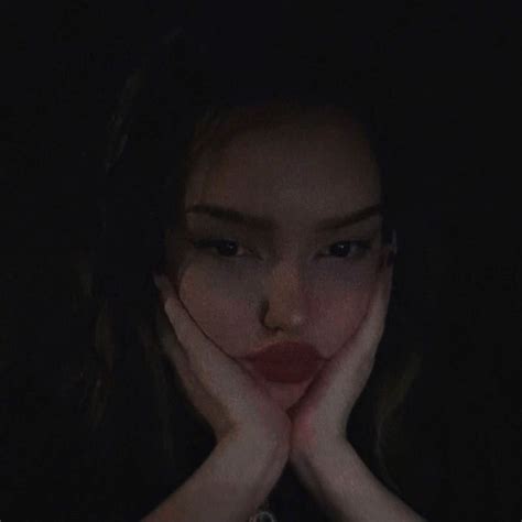 Inst Vesllk Eee Сумасшедшие девушки Одежда для интервью Фотографии